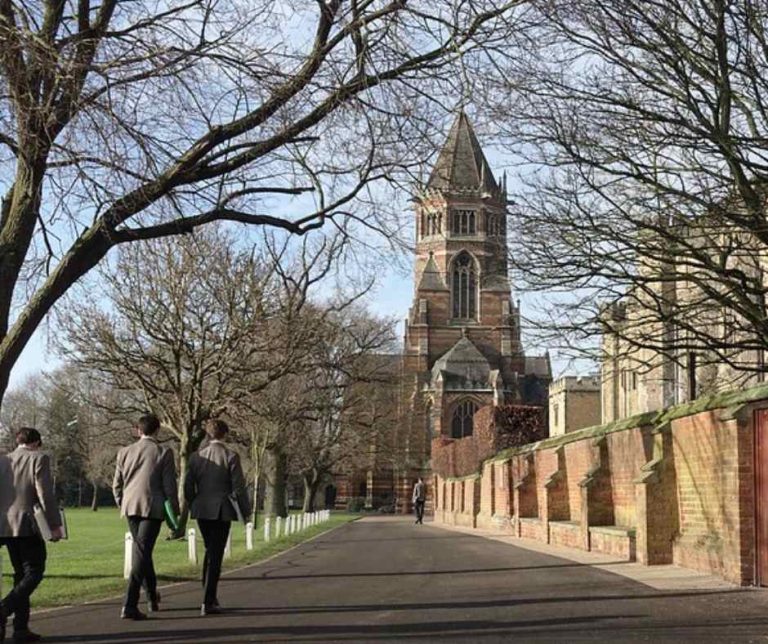 500 Inspiring School Name Ideas for Educational Institution - Name Craft HQ